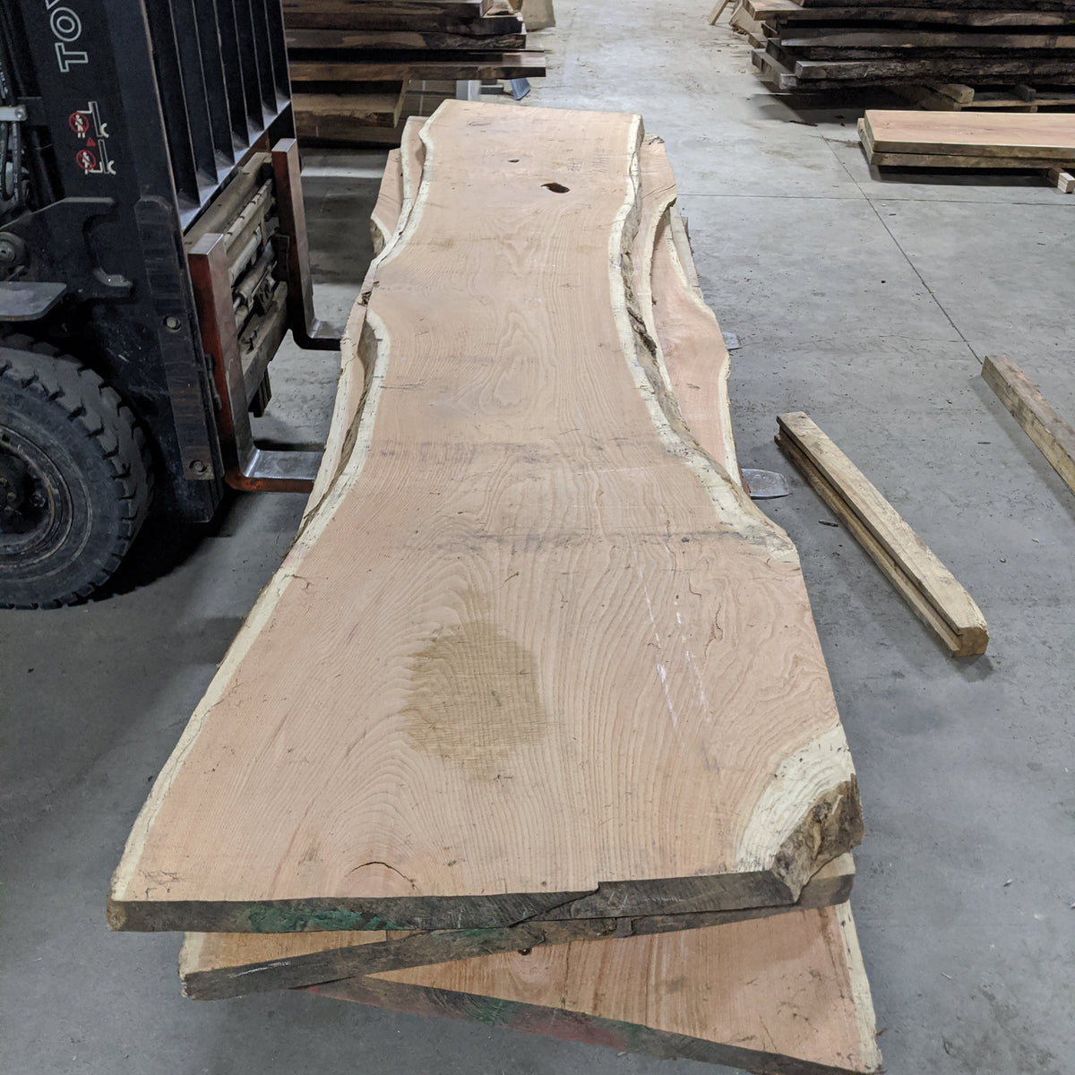 #13404 Honey Locust Slab – The Hardwood Mall